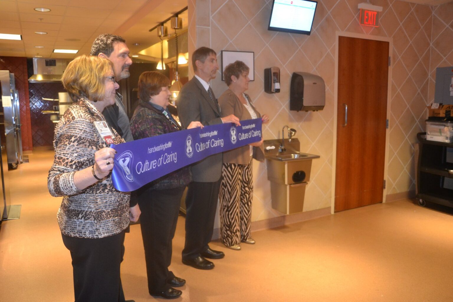 Cut the Ribbon. Cut the Risk. - HandwashingForLife®